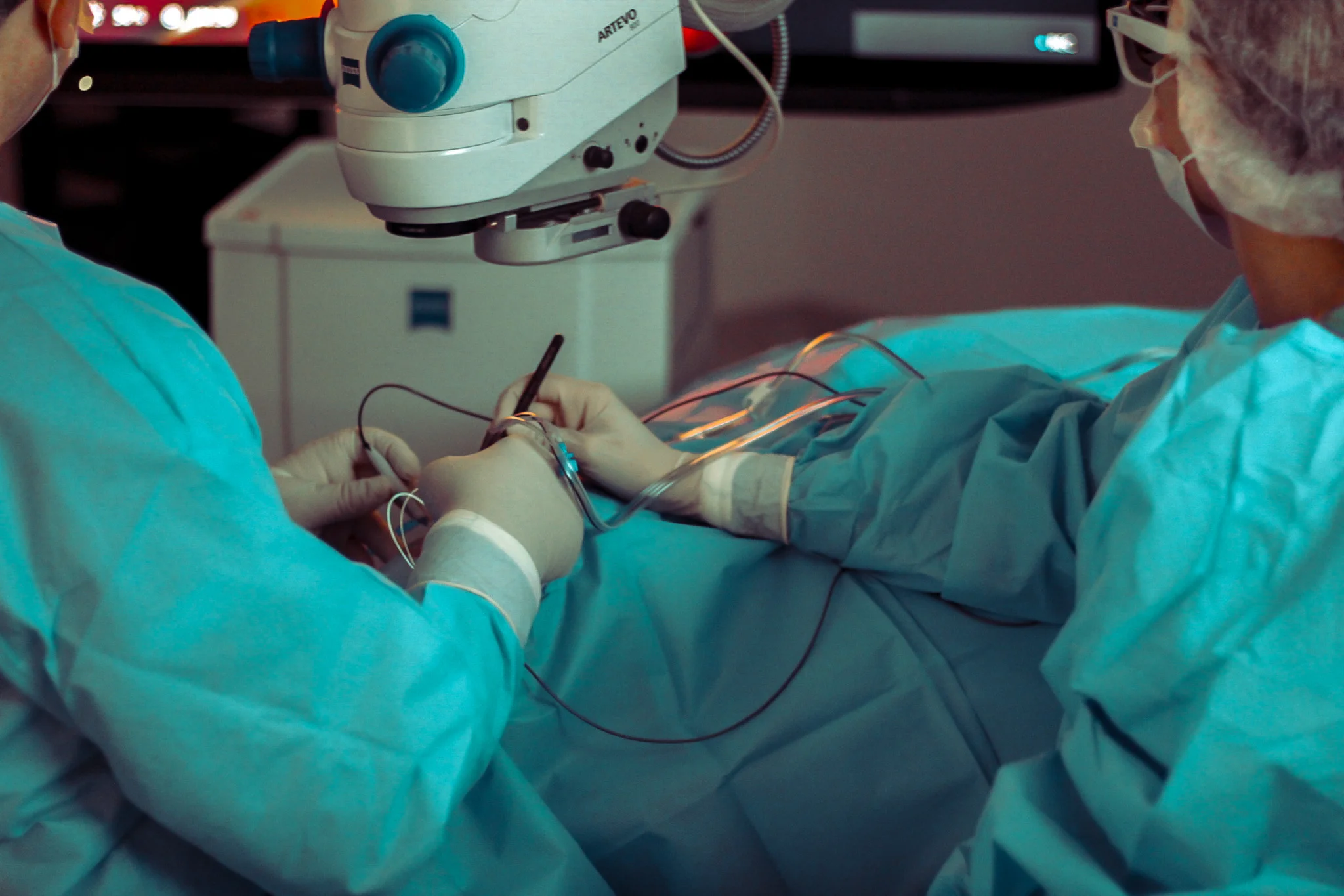 Cirurgia de Córnea (Implante de Anel Corneano, Crosslinking) - CBCO